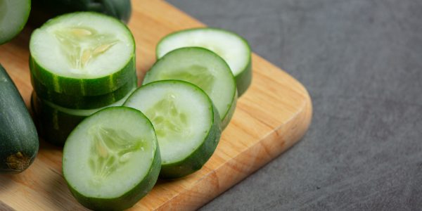 7+ Manfaat Timun Bagi Kesehatan yang Wajib Kamu Tahu - Yoona