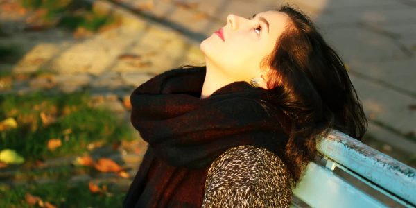 Mengenal Kepribadian Melankolis, Si Pemikir yang Perfeksionis! - Yoona