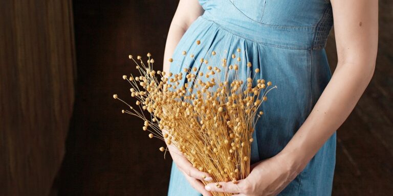 Bagaimana Cara Mengatasi Perut Kencang Saat Hamil 5 Bulan? - Yoona