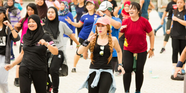 Manfaat Zumba untuk Kebugaran Tubuh, Ini Tips Melakukannya! - Yoona