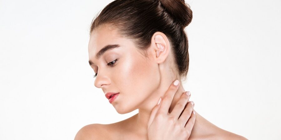 Bikin Tak Pede, Ini Cara Membersihkan Leher Hitam - Yoona