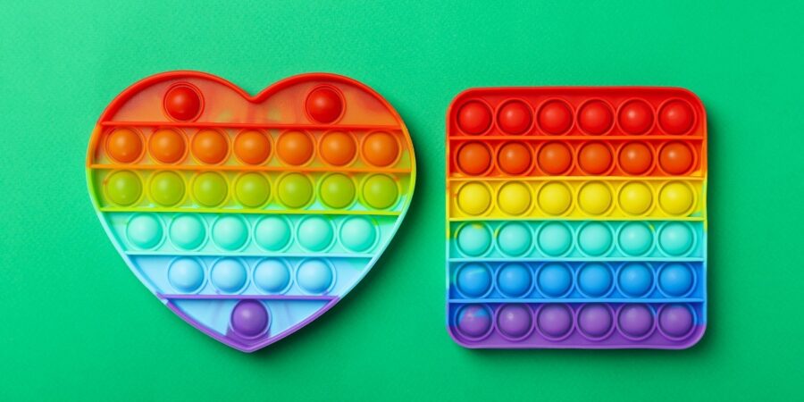 Apa Manfaat Mainan Pop It? Ternyata Bagus Untuk Anak - Yoona