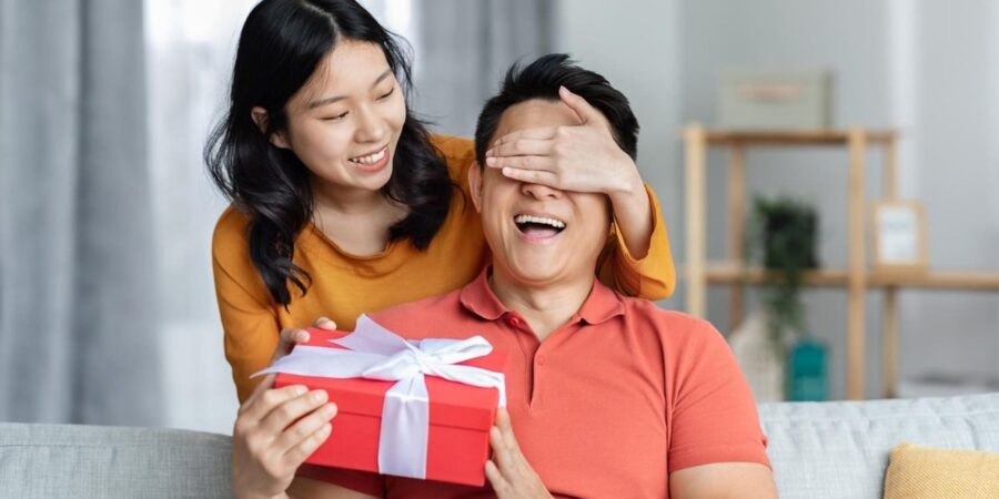 20 Rekomendasi Kado Terbaik untuk Ultah Pacar - Yoona