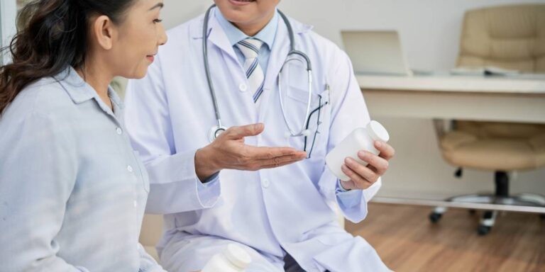 Guanistrep Obat Apa? Ini Manfaat, Dosis, dan Efek Samping! - Yoona