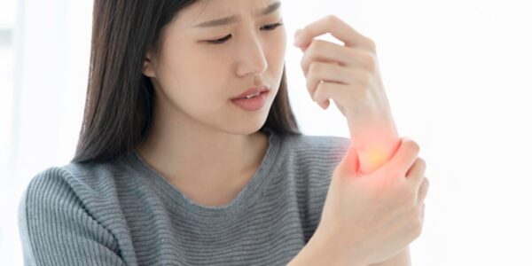 Apa Itu Obat Flamar Gel? Ini Kegunaan dan Efek Sampingnya! - Yoona