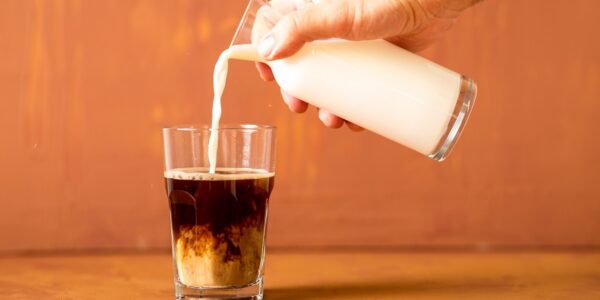 Lezat Dan Sedang Viral, Kira-Kira Berapa Kalori Kopi Susu?