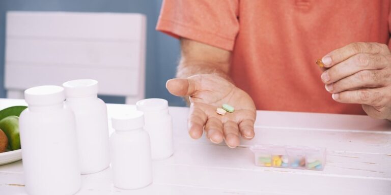 Gratheos Diclofenac Sodium 50 mg: Manfaat dan Efek Samping