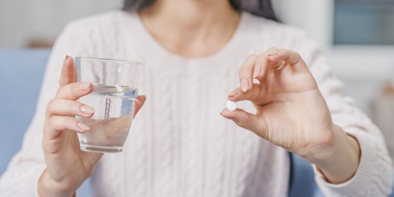 Lonide Tablet 40 Mg: Manfaat, Dosis, Hingga Aturan Pakainya - Yoona