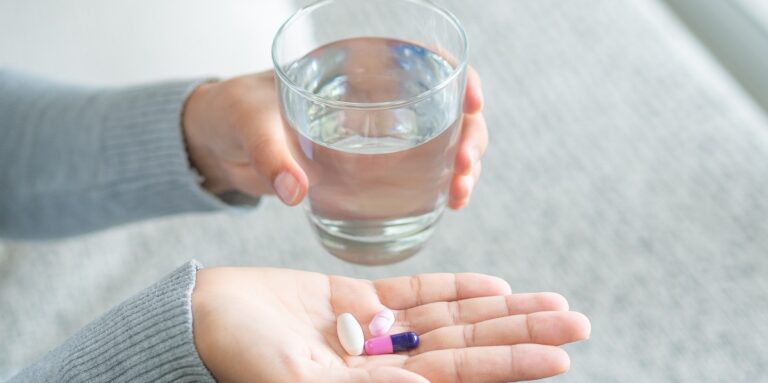 Selain Sakit Kepala, Mixalgin Obat untuk Apa? Ini Gunanya - Yoona