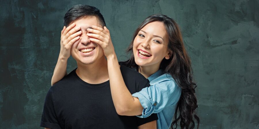 8 Rahasia Hubungan Suami Istri yang Harmonis dan Bahagia - Yoona