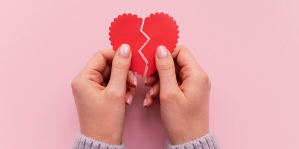 12 Cara Melupakan Seseorang Yang Kita Sukai, Yuk Move-On! - Yoona