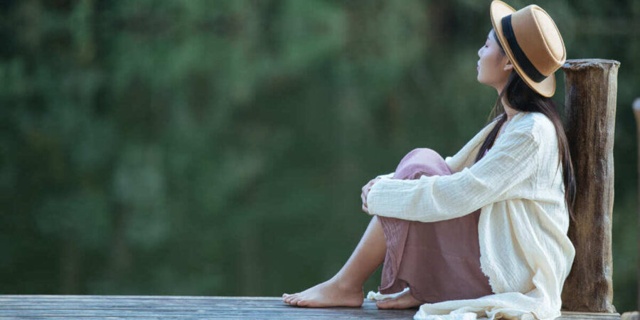 12 Cara Melupakan Seseorang Yang Kita Sukai, Yuk Move-On! - Yoona