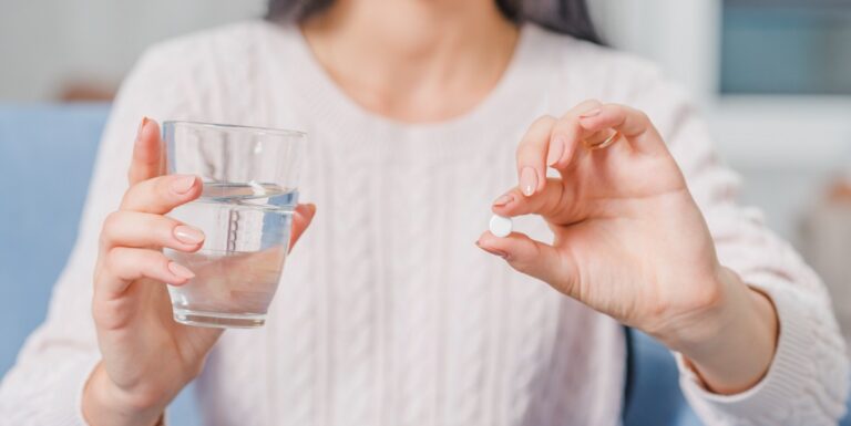 Dionicol Obat untuk Apa? Ini Dia Dosis hingga Efek Sampingnya - Yoona